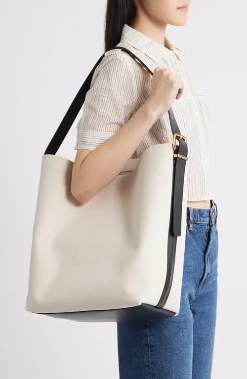 Madewell Extra Large Bucket Tote