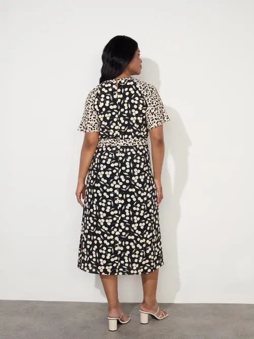 LIVE UNLIMITED Printed V-neck Midaxi Dress
