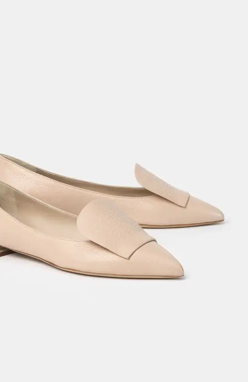 BELLS & BECKS Lia Pointed Toe Loafer - Nude