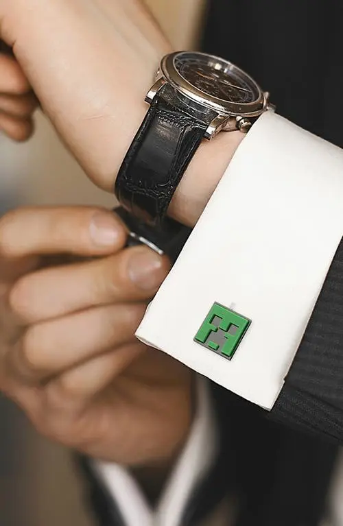 CUFFLINKS, INC. Cufflinks