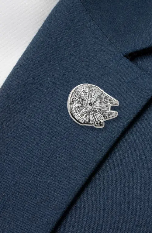 CUFFLINKS, INC. 