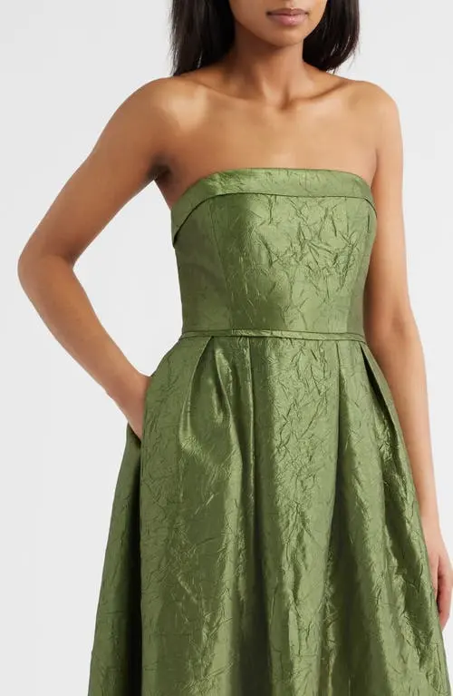 TAHARI ASL Crushed Taffeta Gown