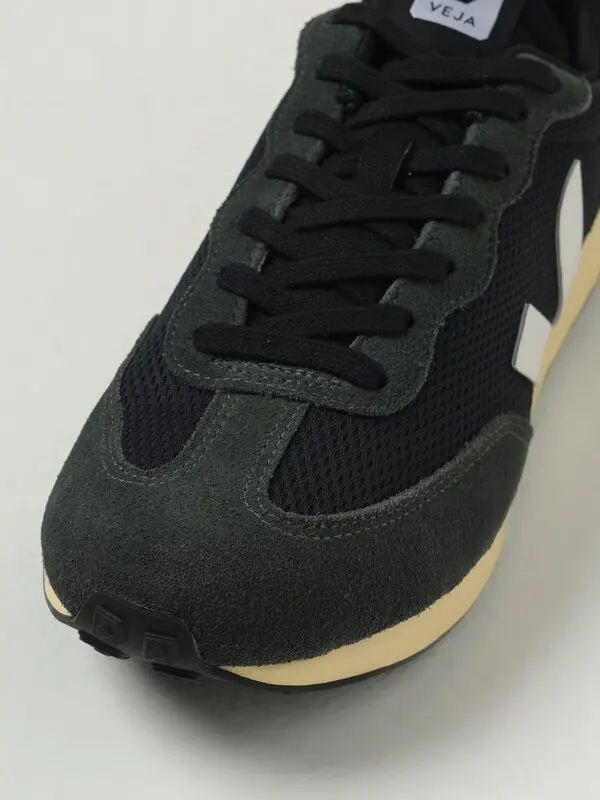 VEJA Sneakers - Black