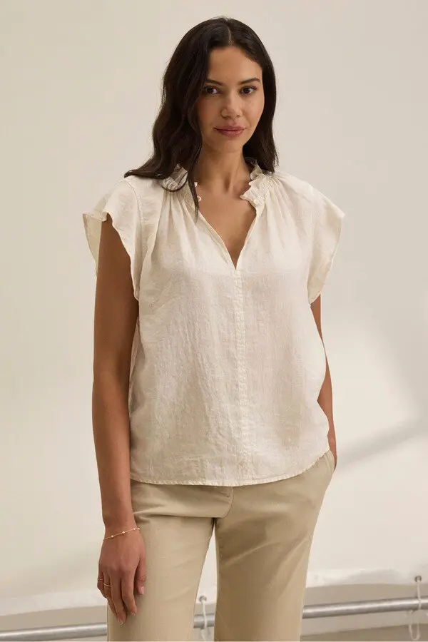 Velvet By Graham & Spencer Semira Linen Top - White