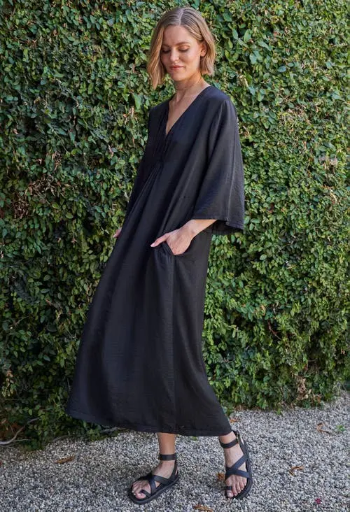 OCEAN+MAIN Caftan With Rouched Front - Black
