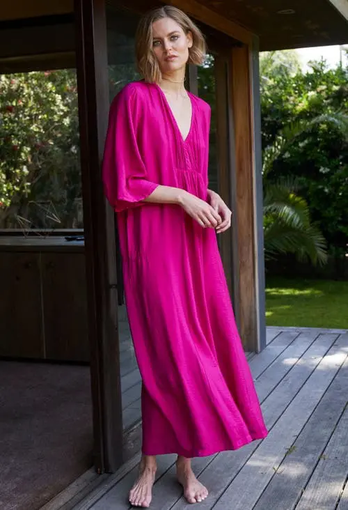 OCEAN+MAIN Caftan With Rouched Front - Fuchsia