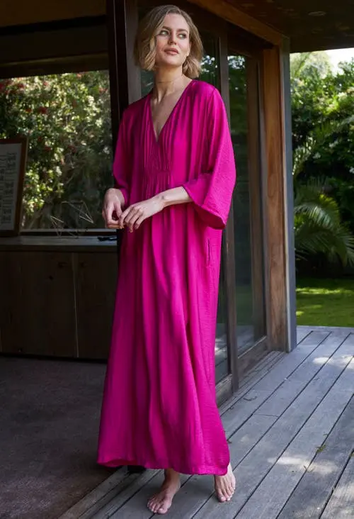 OCEAN+MAIN Caftan With Rouched Front - Fuchsia