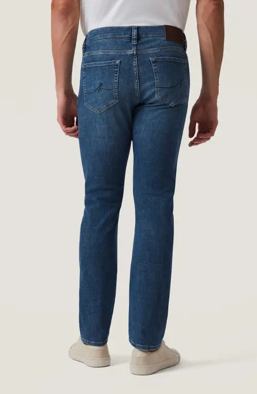 34 Heritage Courage Straight Leg Jeans - Mid Soft