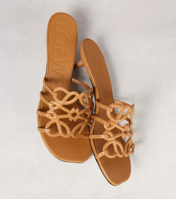 Loewe Petal Anagram Leather Mules - Brown