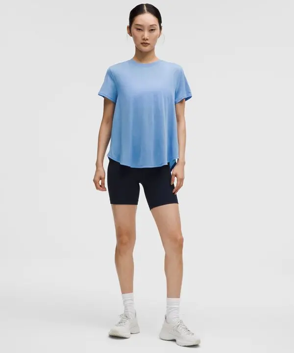 Lululemon Lightweight Split-back Training T-shirt - Pool Party