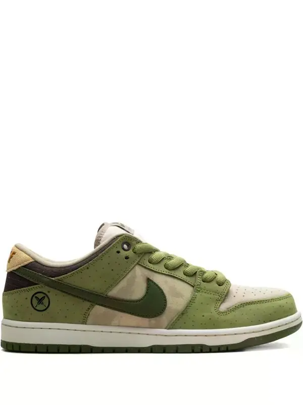 Nike X Yuto Horigome Dunk Low Sneakers - Green