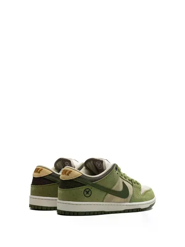 Nike X Yuto Horigome Dunk Low Sneakers - Green