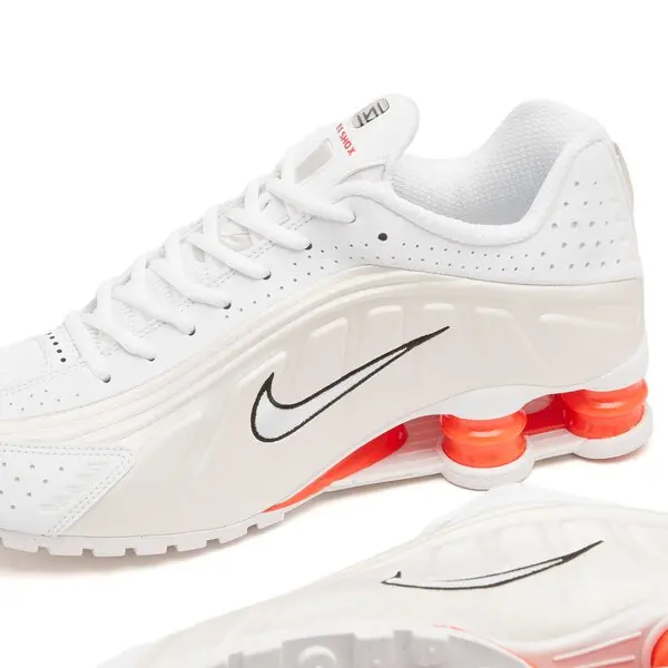 Nike Shox R4 W Sneakers - White/phantom/red