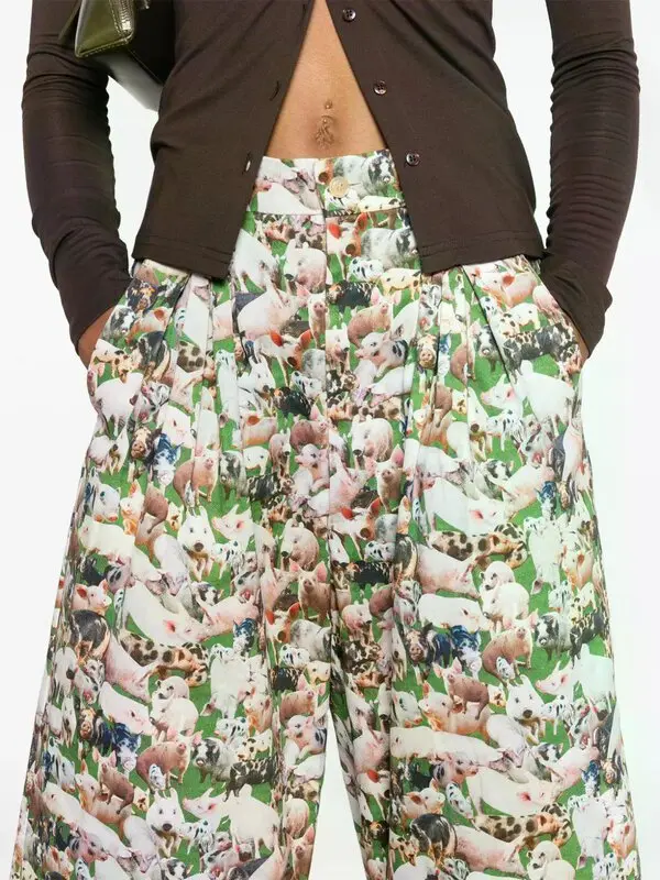BLESS Pigs-print Pleated Shorts