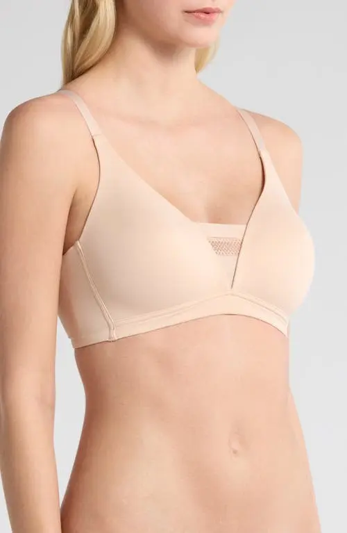 Chantelle Easy Bliss Wireless Bra - Blush