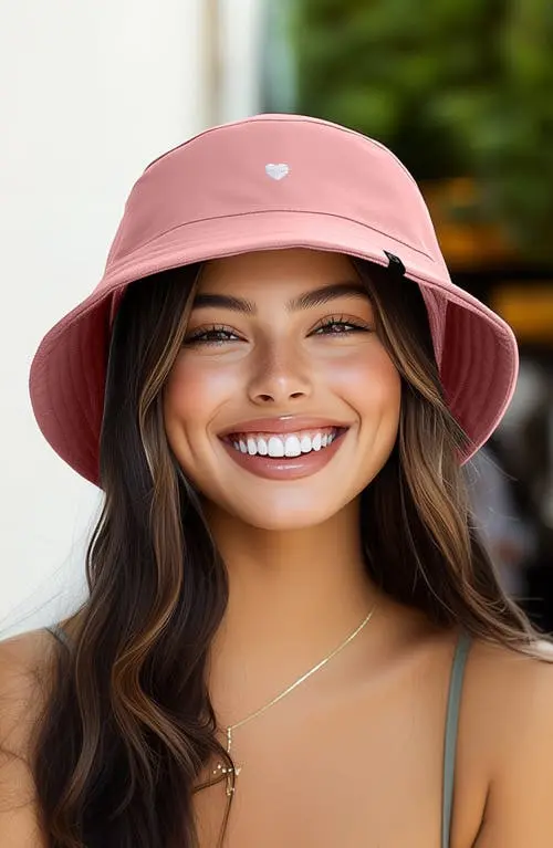 DALIX Heart Bucket Hat - Peach Melba