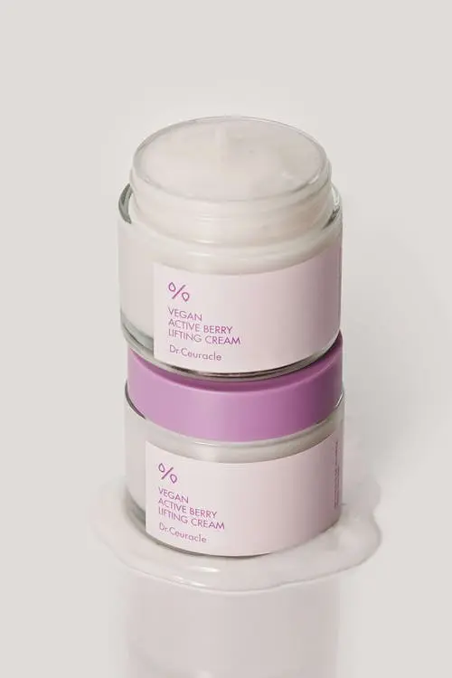 DR. CEURACLE Vegan Active Berry Lifting Cream - None