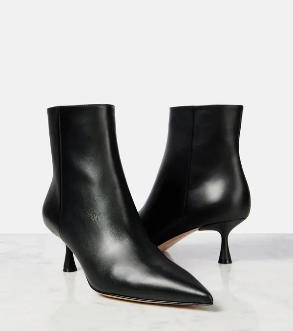 GIANVITO ROSSI Leather Ankle Boots - Black