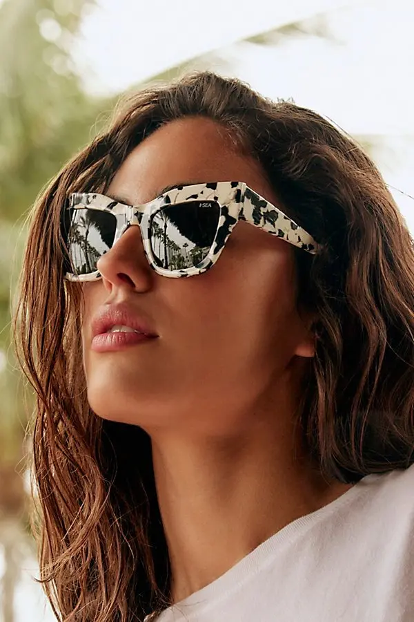 Free People Decker Polarized Square Sunglasses - Cookies And Cream