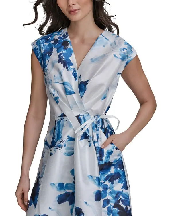 plus size a line mini dress Smak Parlour Plus Size Gettin Groovy Mini Dress main image 1