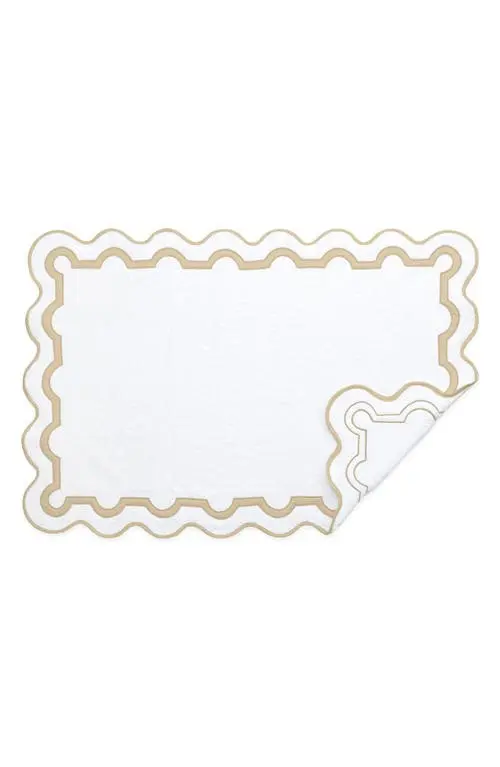 MATOUK Mirasol Scallop Cotton Tub Mat - Champagne
