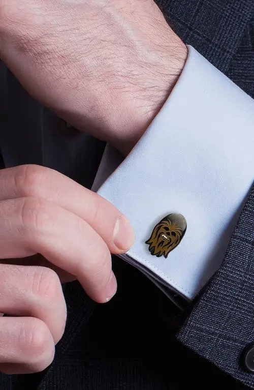 CUFFLINKS, INC. Cufflinks
