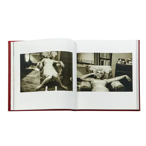 GRAPHIC IMAGE Marilyn Monroe Eve Arnold Leather Edition