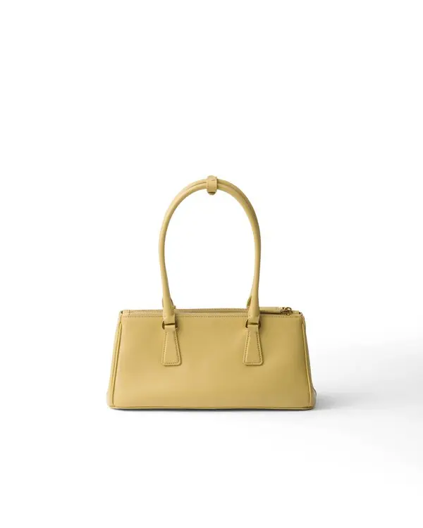PRADA プラダ Galleria Bag Medium ガレリア ミディアム レザーショルダーバッグ  イエロー - Prada Galleria Medium Leather Bag - Yellow | Editorialist