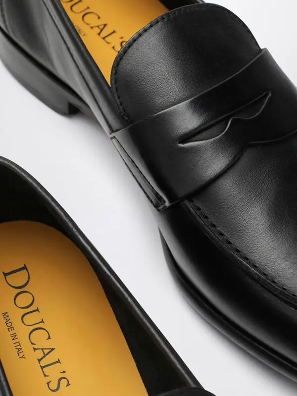 DOUCAL'S Leather Loafers - Black