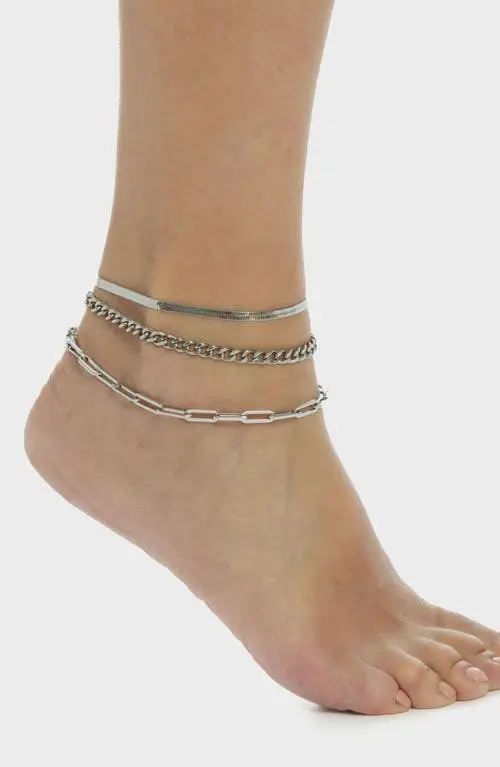 ST. MORAN Set Of 3 Assorted Chain Anklets - Silver