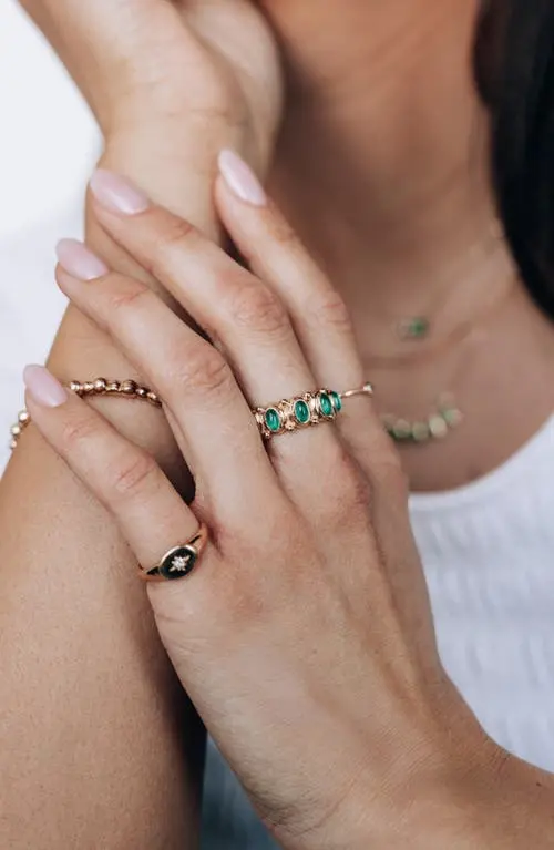 Anzie Méditerranée Eternity Band Ring - Green