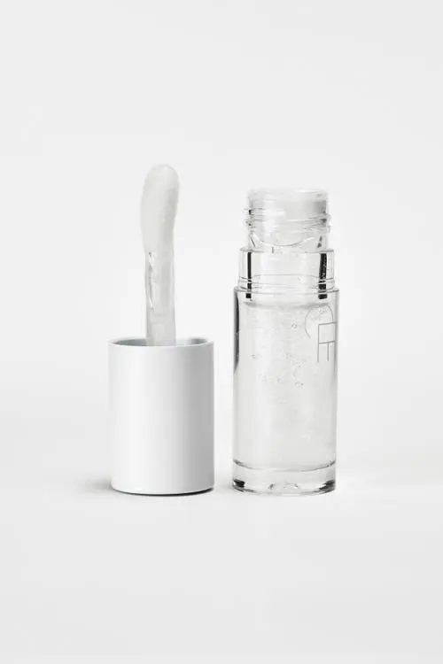 CLE COSMETICS Glimmering Complexion Gel - Crystal-clear