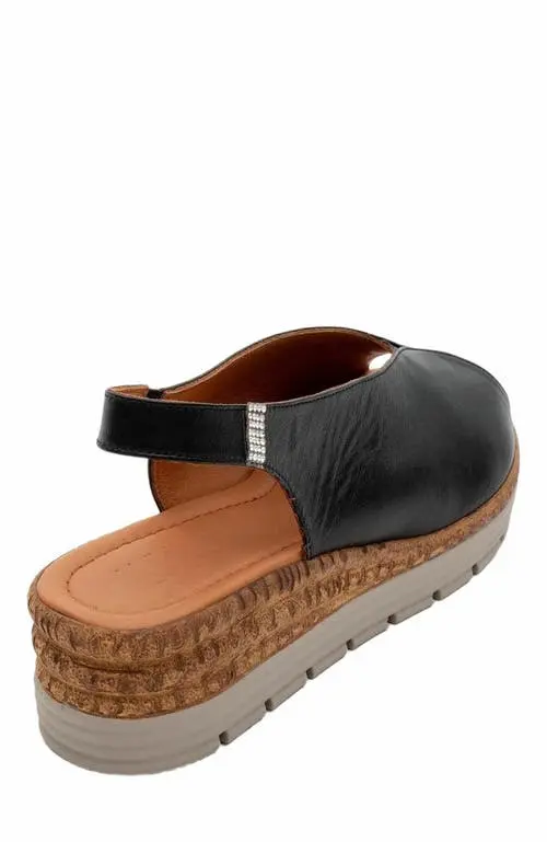 FOREVER & ALWAYS SHOES Blom Leather Platform Sandal - Black Leather