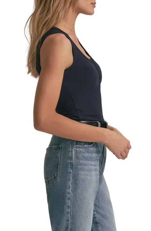 FAVORITE DAUGHTER The Rib Henley Tank