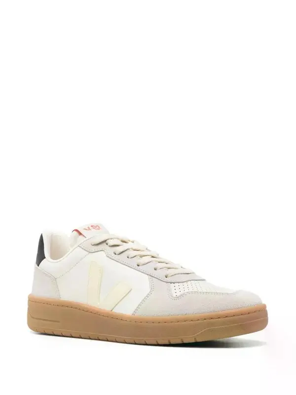 VEJA V-82 Low Top Sneakers