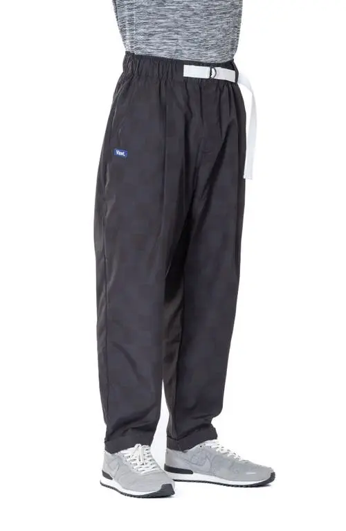 VAST Featherlite Pleated Pants - Black