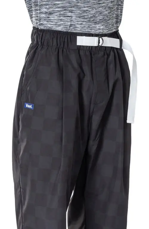 VAST Featherlite Pleated Pants - Black
