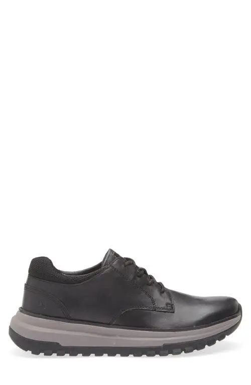 ALIGN Waterproof Leather Sneakers - Black