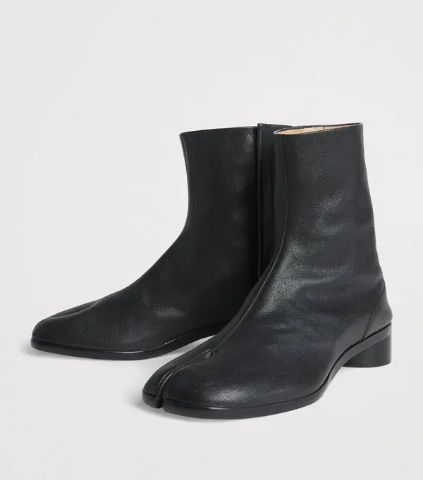 MAISON MARGIELA Leather Tabi Ankle Boots