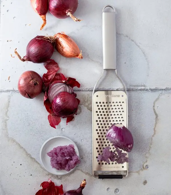 MICROPLANE Stainless Steel Professional Coarse Grater