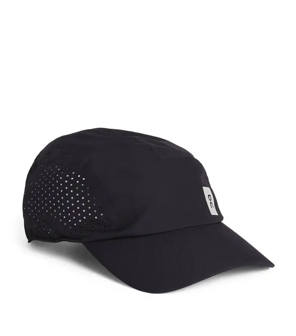 On Lightweight Baseball Cap - Black