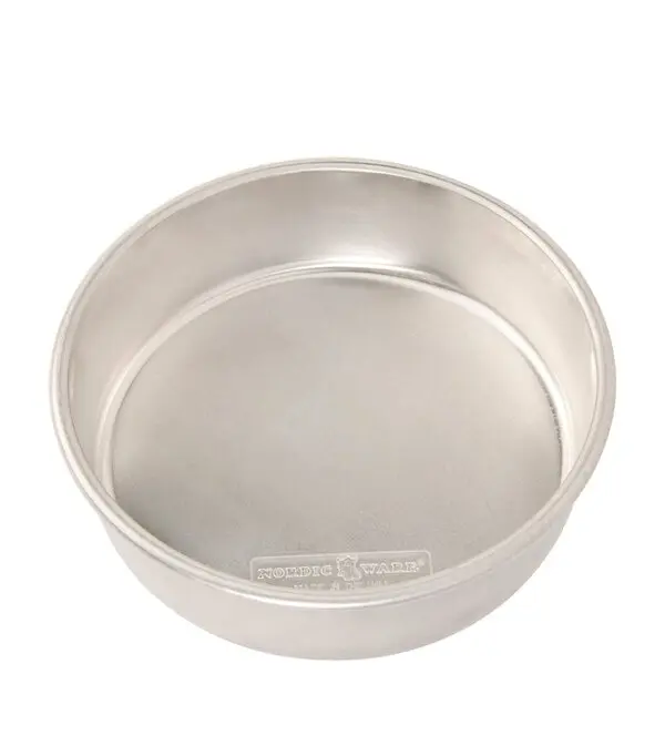 NORDICWARE Aluminium Naturals Round Cake Tin - Silver