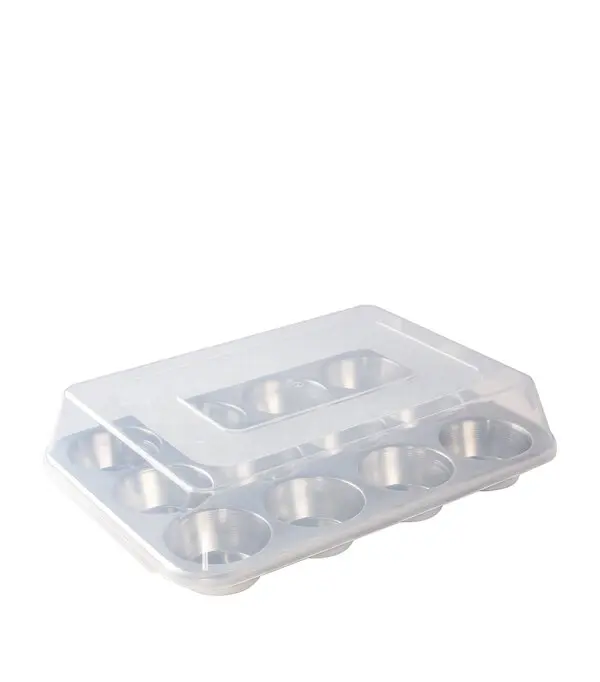 NORDICWARE Naturals 12-cup Muffin Pan With Lid - Silver