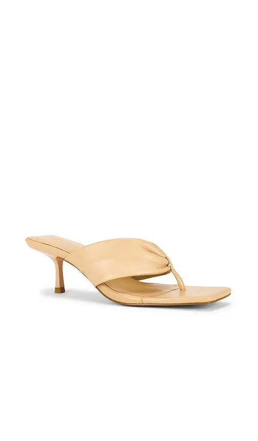 Raye Ivanova Sandal