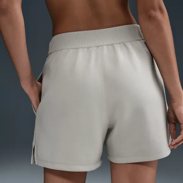 Nike 24.7 Impossiblysoft Dri-fit Mid-rise Loose 4" Shorts - Brown