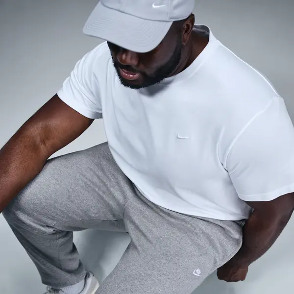 Nike Club Cuffed Brushed Fleece Pants