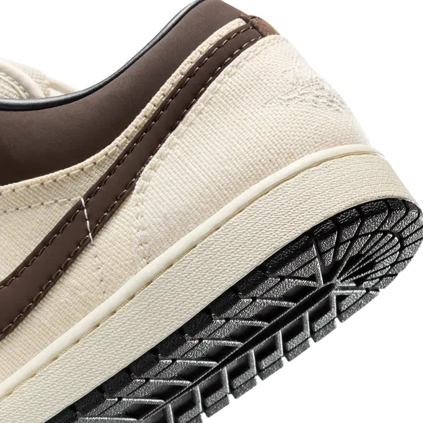 JORDAN 1 Low Premium Sneakers