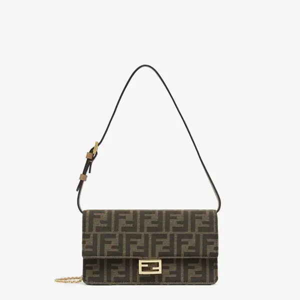 Fendi Baguette Wallet On Chain - Brown