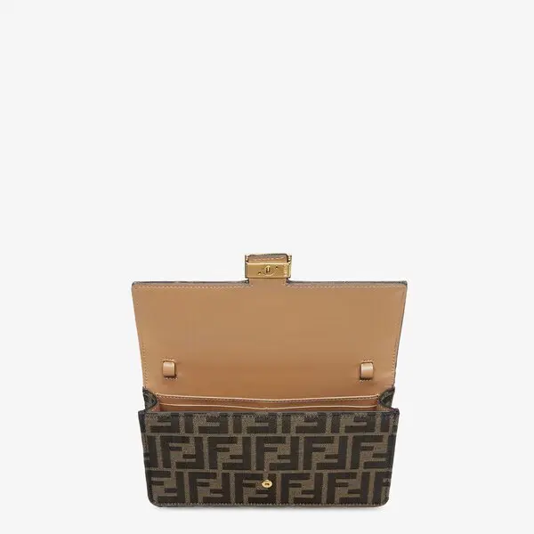 Fendi Baguette Wallet On Chain - Brown