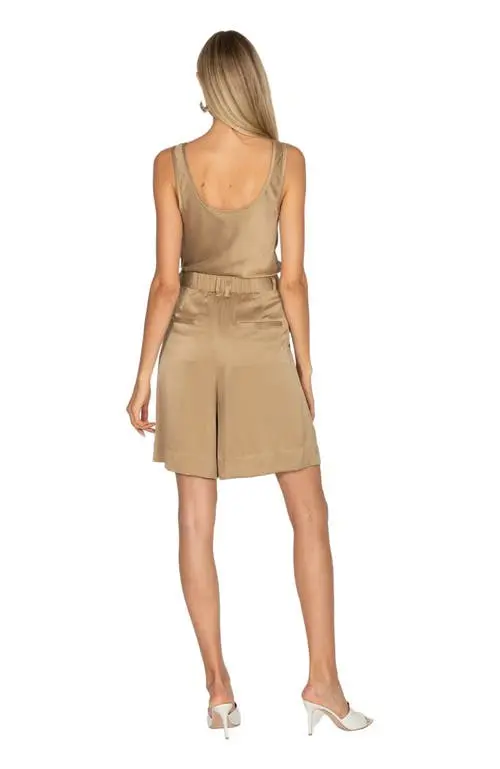 SECRET PON-PON Claudette Knee-length Shorts